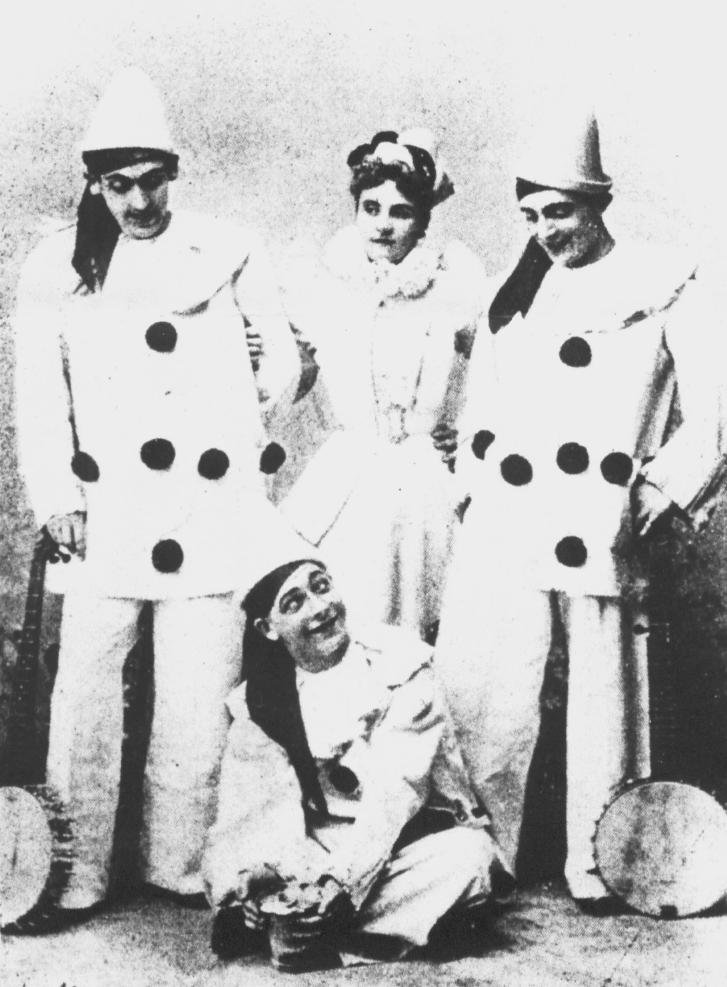 The History of Pierrots - Seaside Follies